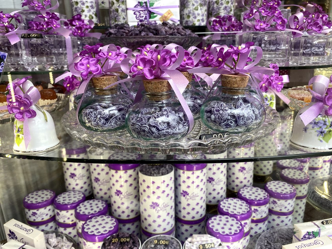 Disfruta de una compra segura en La Violeta - Living Madrid